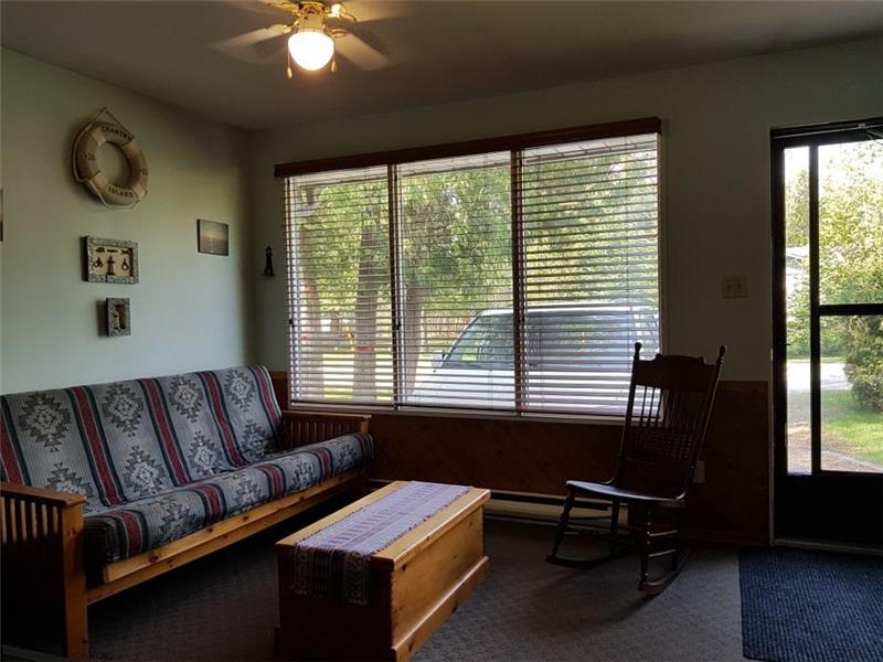 A Cozy Cottage on Cole - Southampton Cottage Rental | GL-37756 ...