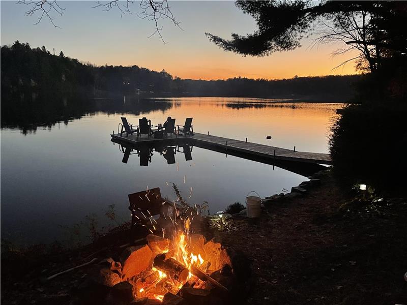 DOCKSIDE CABIN- RELAXING WATERFRONT - Parry Sound Cottage Rental | DI ...