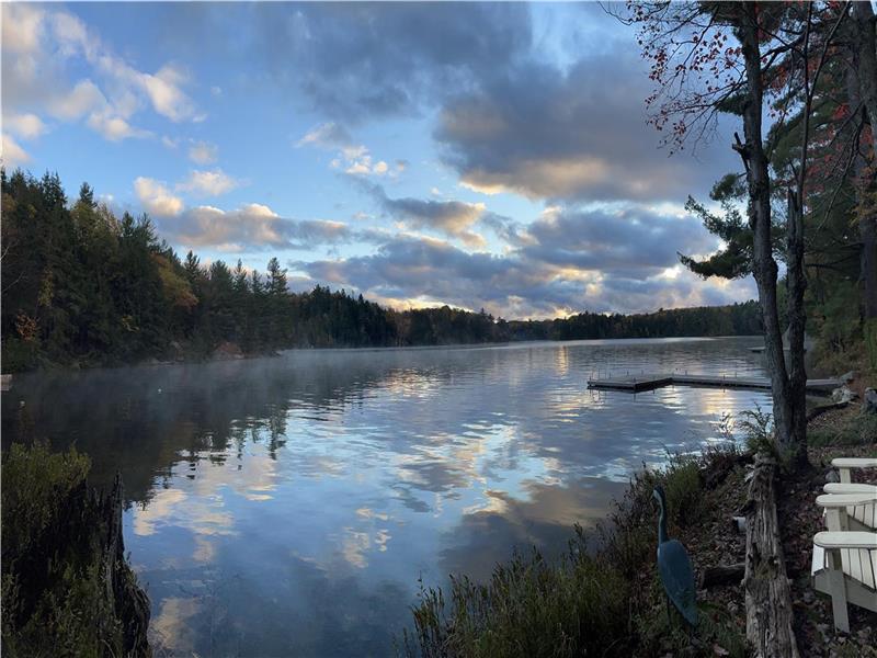 DOCKSIDE CABIN- RELAXING WATERFRONT - Parry Sound Cottage Rental | DI ...