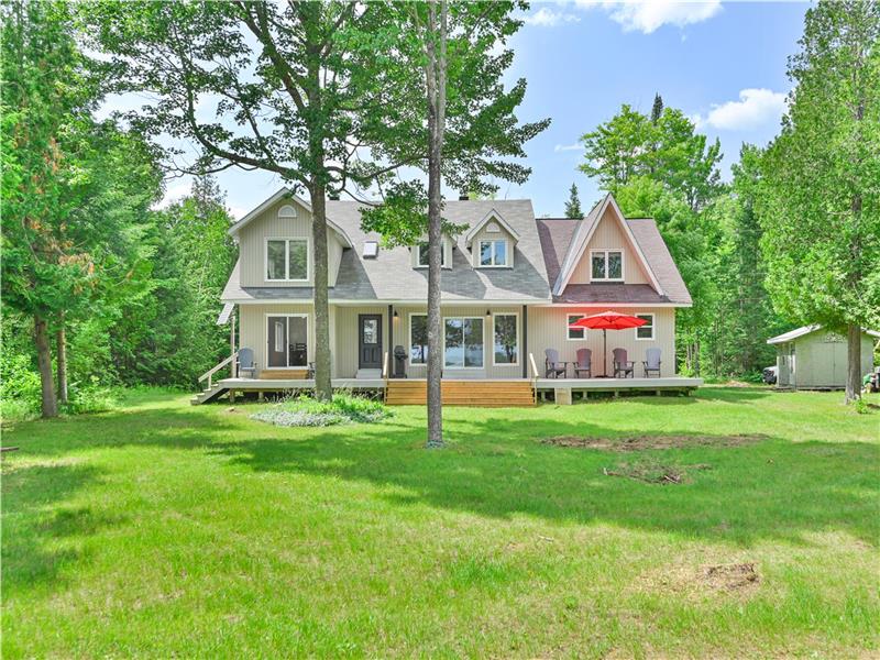 The Sands - Plevna Cottage Rental | DI-38278 | CottagesInCanada