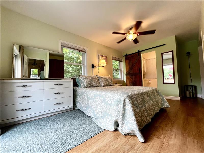 Horseshoe Lake Cottage - Parry Sound Cottage Rental | GL-38353 ...