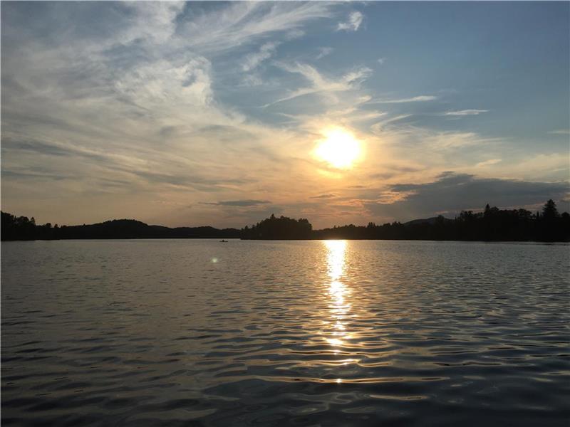 Lakefront Cottage with Heated Pool, - Ste-Agathe-des-Monts Cottage ...