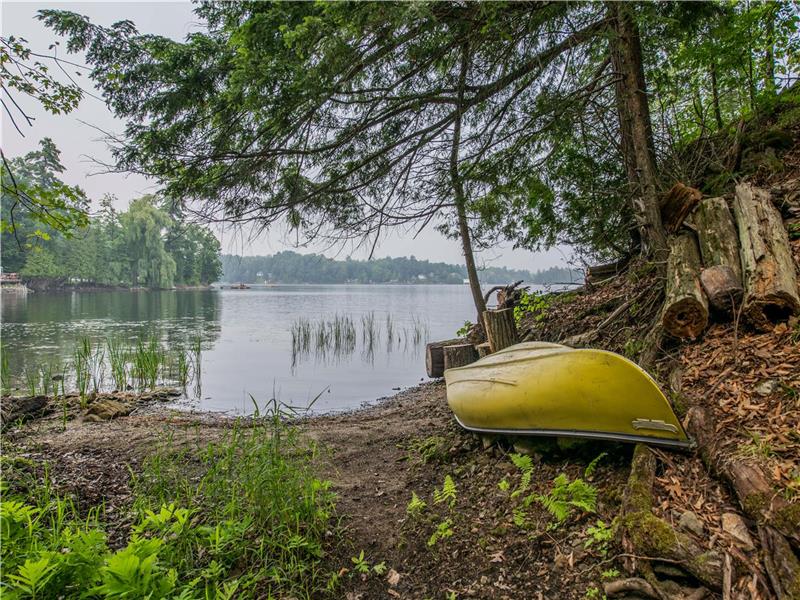 Lake House on Christie - Perth Cottage Rental | GL-38737 | CottagesInCanada