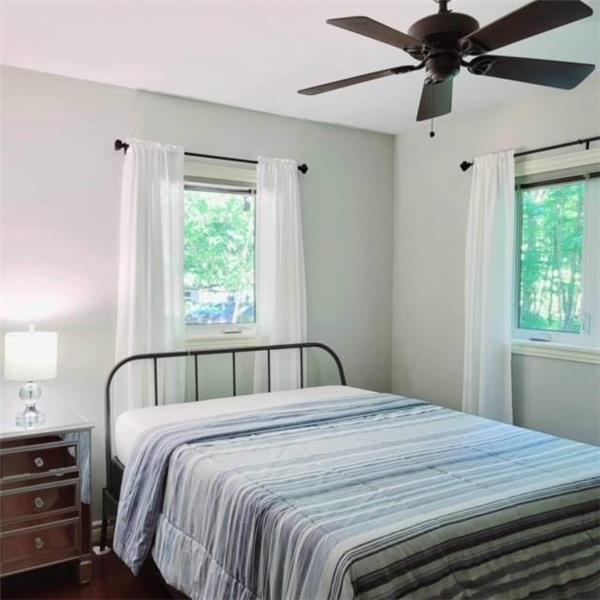 Waltonian Lake House Retreat - - Callander Cottage Rental | GL-39124 ...