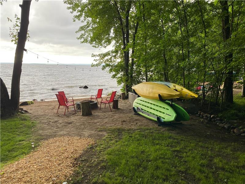 Waltonian Lake House Retreat - - Callander Cottage Rental | GL-39124 ...