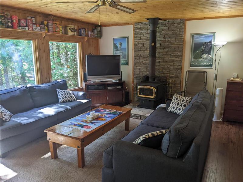 NEW***Cameron Lake Waterfront - Tobermory Cottage Rental | GL-39664 ...
