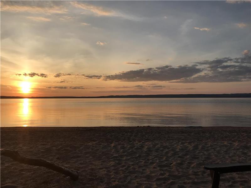 Getaway on the Beautiful Sandy - Round Lake Centre Cottage Rental | PL ...