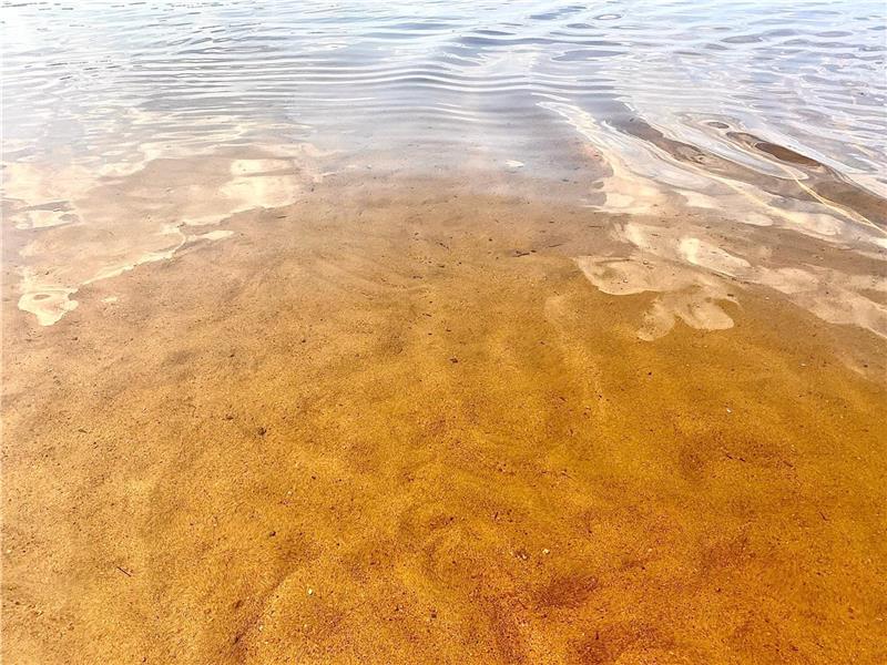 Getaway on the Beautiful Sandy - Round Lake Centre Cottage Rental | PL ...