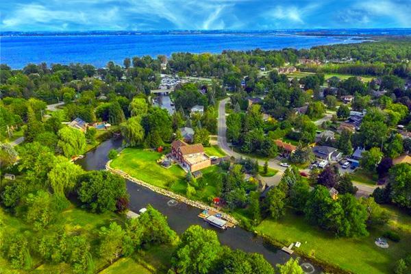 Lake Simcoe Waterfront Retreat | - Innisfil Cottage Rental | DI-40324 ...