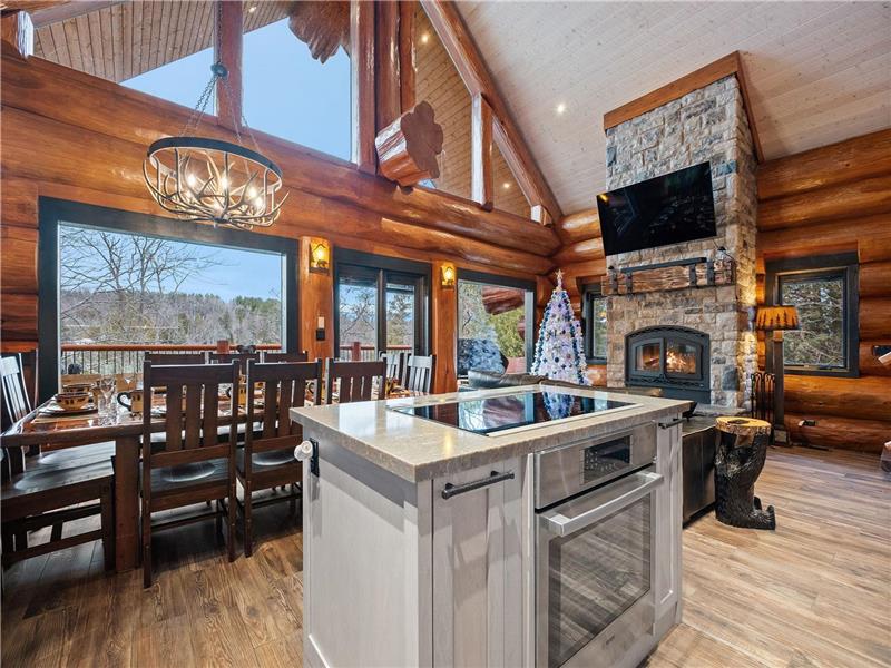 Paradise Escape (Bear Lodge) - Trent River Cottage Rental | DI-40331 ...