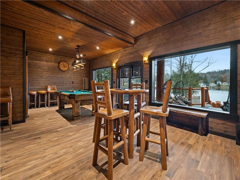 Paradise Escape (Bear Lodge) - Trent River Cottage Rental | DI-40331 ...
