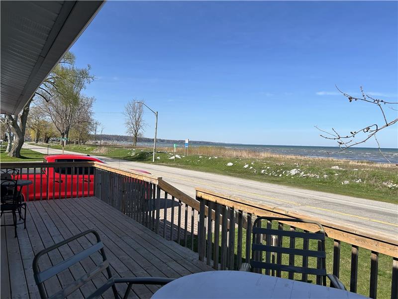 Waterfront 3 bedroom cottage in - Turkey Point Cottage Rental | PL ...