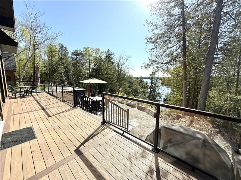 Waterfront Lake House on the Big - Portland Cottage Rental | GL-40576 ...