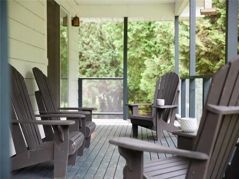 Idylwild Riverfront Cottage - - Goderich Cottage Rental | DI-40754 ...