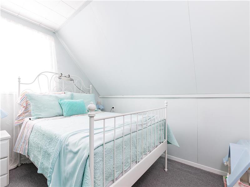 The Beach Cottages: 3 Cottages + 1 - Round Lake Centre Cottage Rental ...