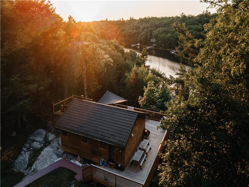"Eagles Nest" Traditional Muskoka - Mactier Cottage Rental | DI-41379 ...