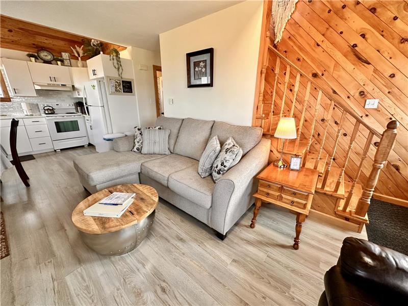 Reflections Beachfront Cottage - Murray Corner Cottage Rental | DI ...