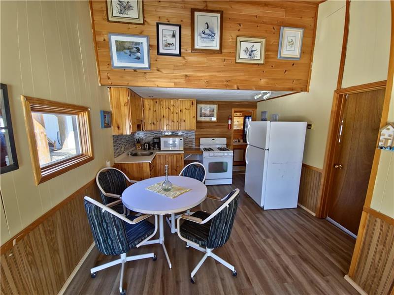 The Dockside Escape at Lorimer Lake - Parry Sound Cottage Rental | GL ...