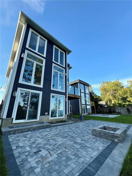 Brand new waterfront LUXE lake - Hawkestone Cottage Rental | GL-42680 ...